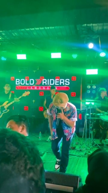 meet up bold riders - YouTube