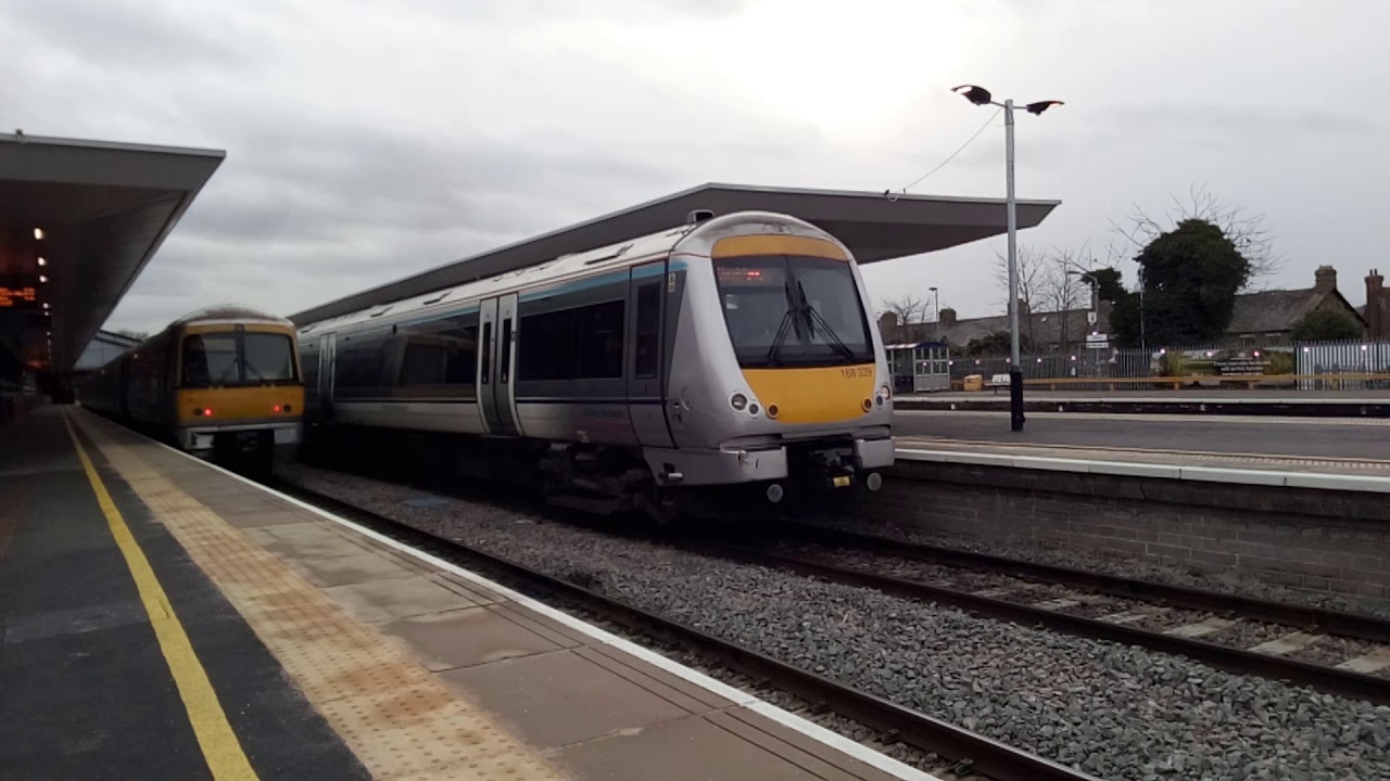 Chiltern Railways Class 170 trekking out of Oxford. - YouTube