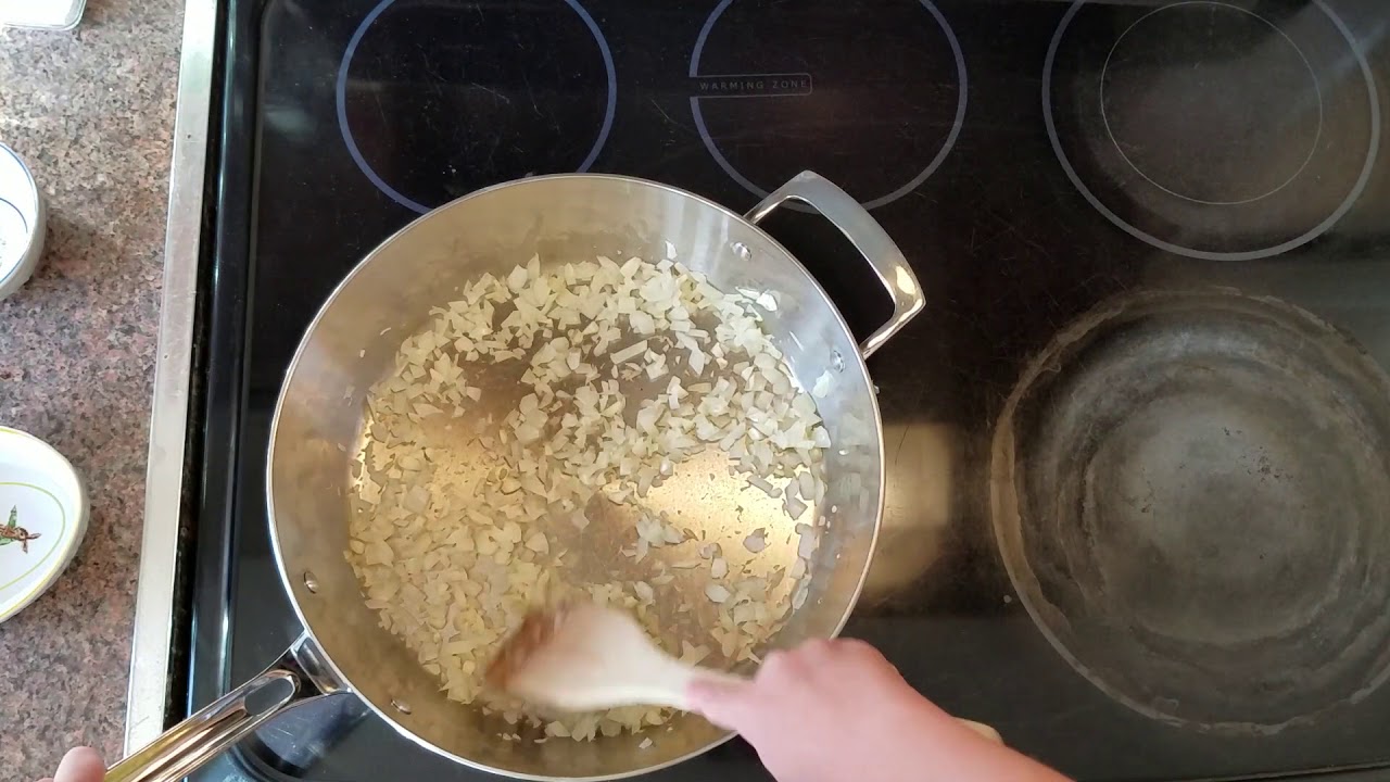 How To Saute Garlic And Onions With No Oil - YouTube