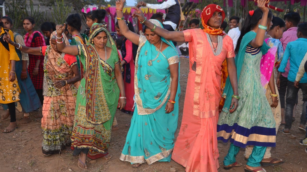 Somabhai baria new timli dance video (ભાળે મારી જાનુડી ઓલું આવે વાંદરુ ...