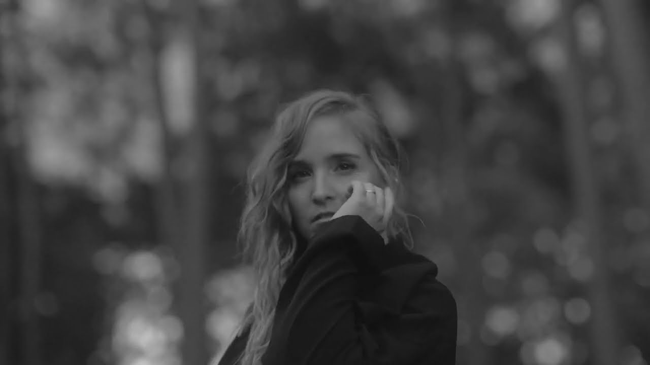 HENRIETTE | Dear Shadow (Official Lyric Video) - YouTube