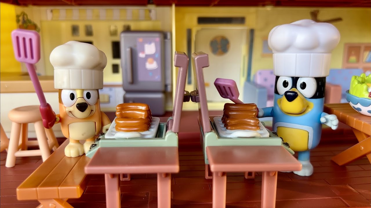 Bingo is a CHEF | Bluey toys pretend play - YouTube