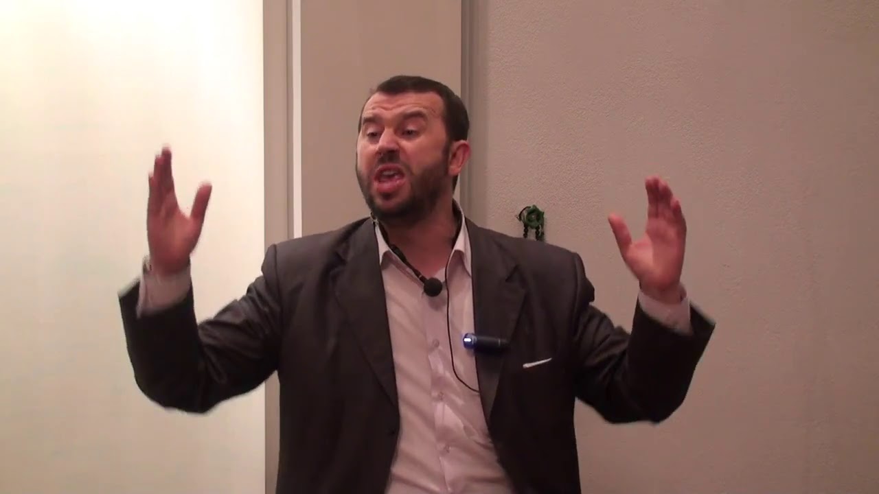 Bashkim Aliu - Nata e Kadrit, simbol i dijes dhe arsimit - YouTube