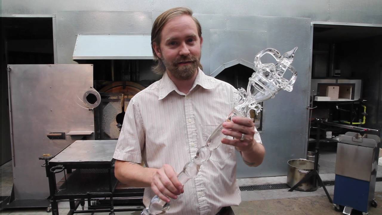 Chrysler Museum Glass Studio: The Norfolk Mace - YouTube