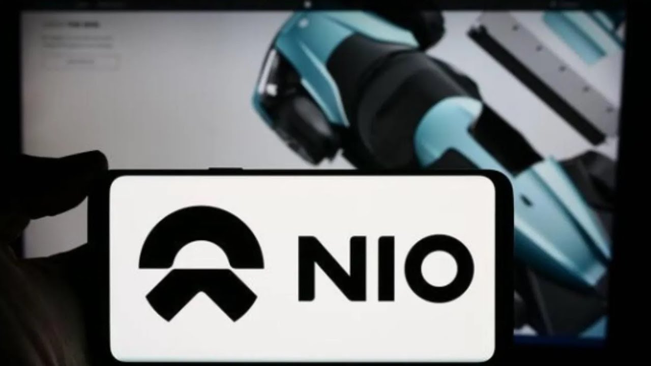 Nio's 2025 Masterplan to DOMINATE the EV Market - YouTube