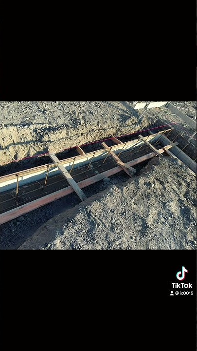 【緊急セール】9月30日までにご成約のお客様に限り限定5台イナバ物置シンプリーMJX -135EP 定価 ￥55,000お問い合わせは、DMかコメントで＃イナバ物置＃格安＃緊急販売＃助けて ...