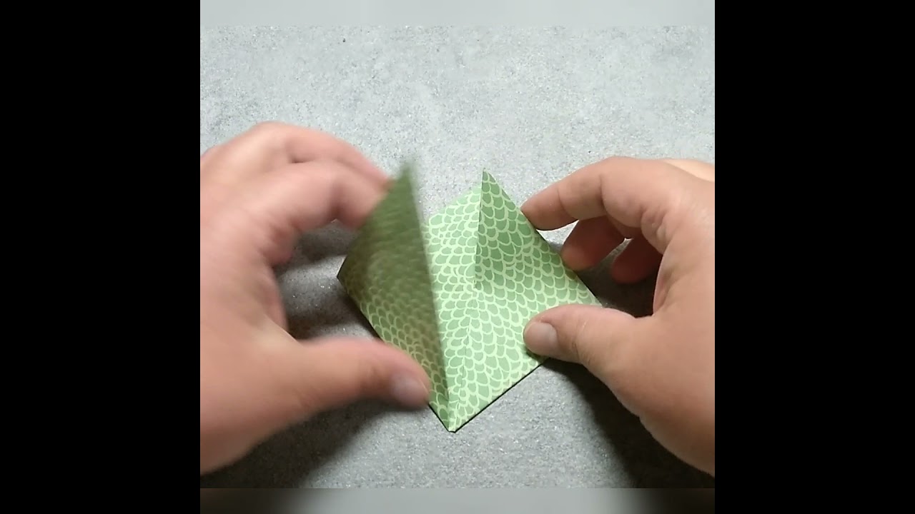 come fare un segnalibro con carta origami e gomma crepla - YouTube