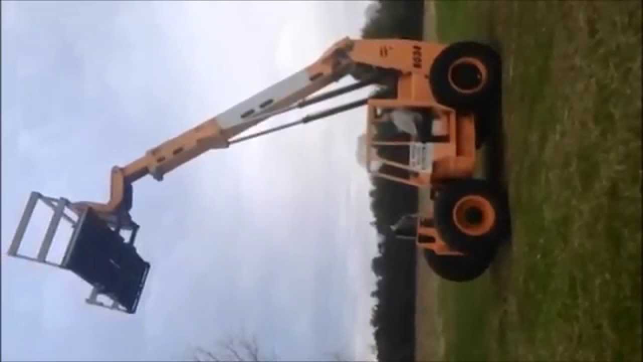 Rangerbid.com 4/21/15 - 1986, 8034 Carelift Telescopic Forklift - Lot ...