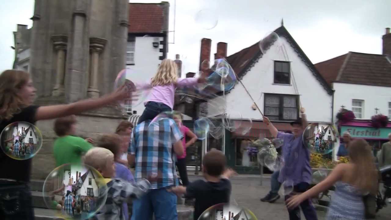 Glastonbury Bubble riots - YouTube