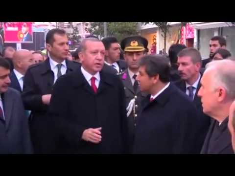 Cumhurbaşkanı Erdoğan'ın Sigara İçen Adama Tepkisi