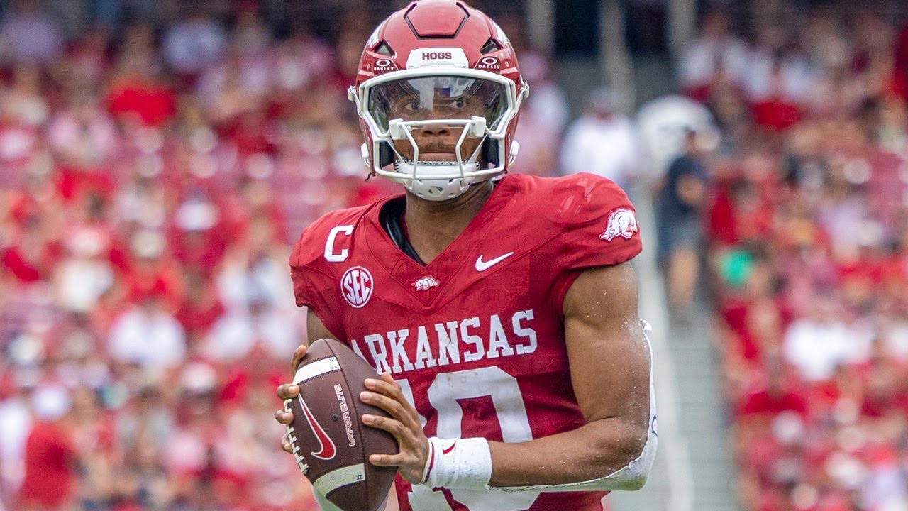 Razorbacks quarterback Taylen Green, defensive back Caleb Wooden - YouTube