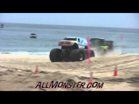 Steven Sims Debuts New Monster Truck - Hooked - Monsters On The Beach 2012