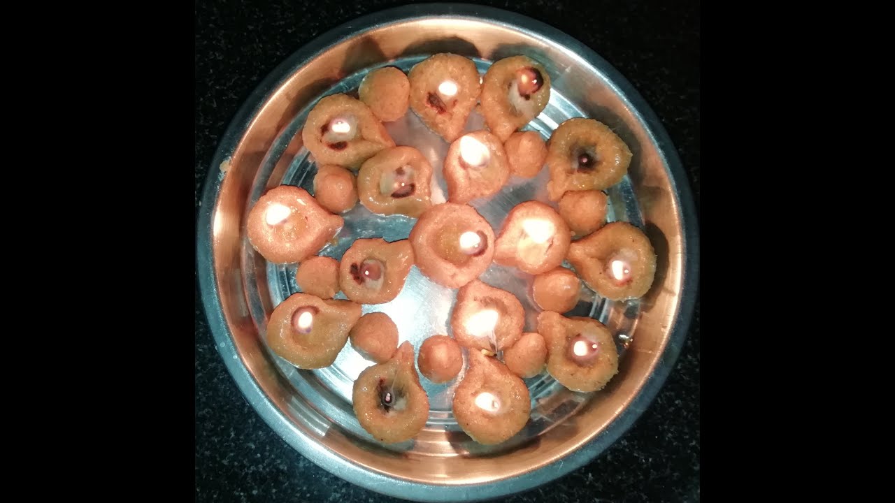 Thambittu Deepa / Rice Flour Peda | ತಂಬಿಟ್ಟು ದೀಪ - YouTube