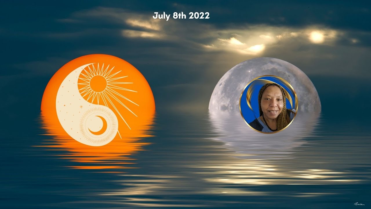 The moon and the sun out today - July 8th 2022 (22:22 pm) - YouTube