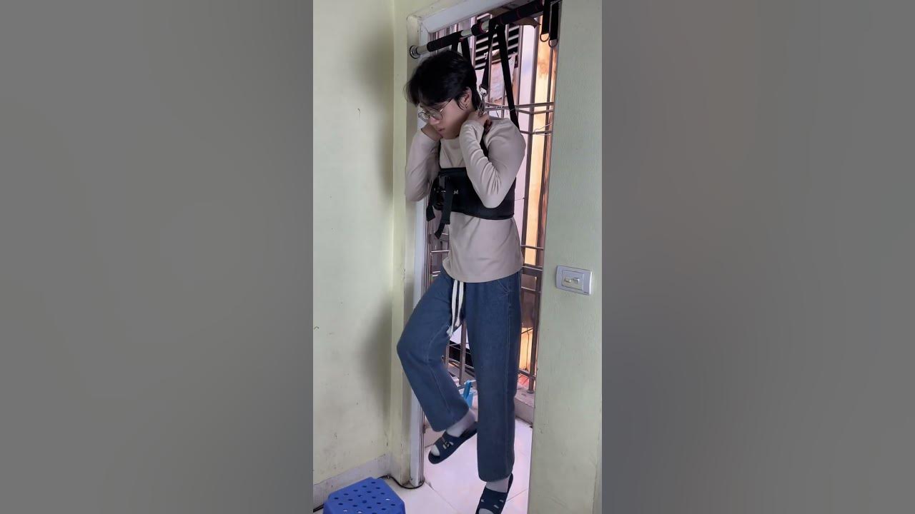 Đai treo người kéo giãn cột sống - Quangminhjuly #daulung #thoái_hóa_cột_sống #thoatvi - YouTube