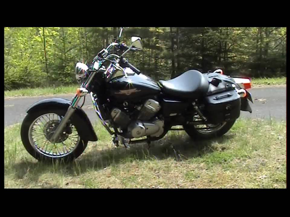 Honda Shadow 125 - YouTube