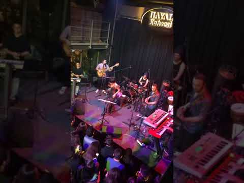 Melek Mosso - karaağaç