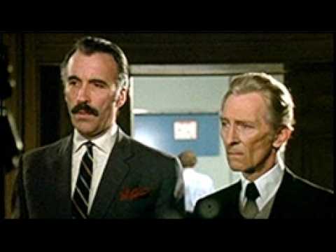 Das Dunkel der Nacht / Horror  GB.1972 mit Peter Cushing, Christopher Lee