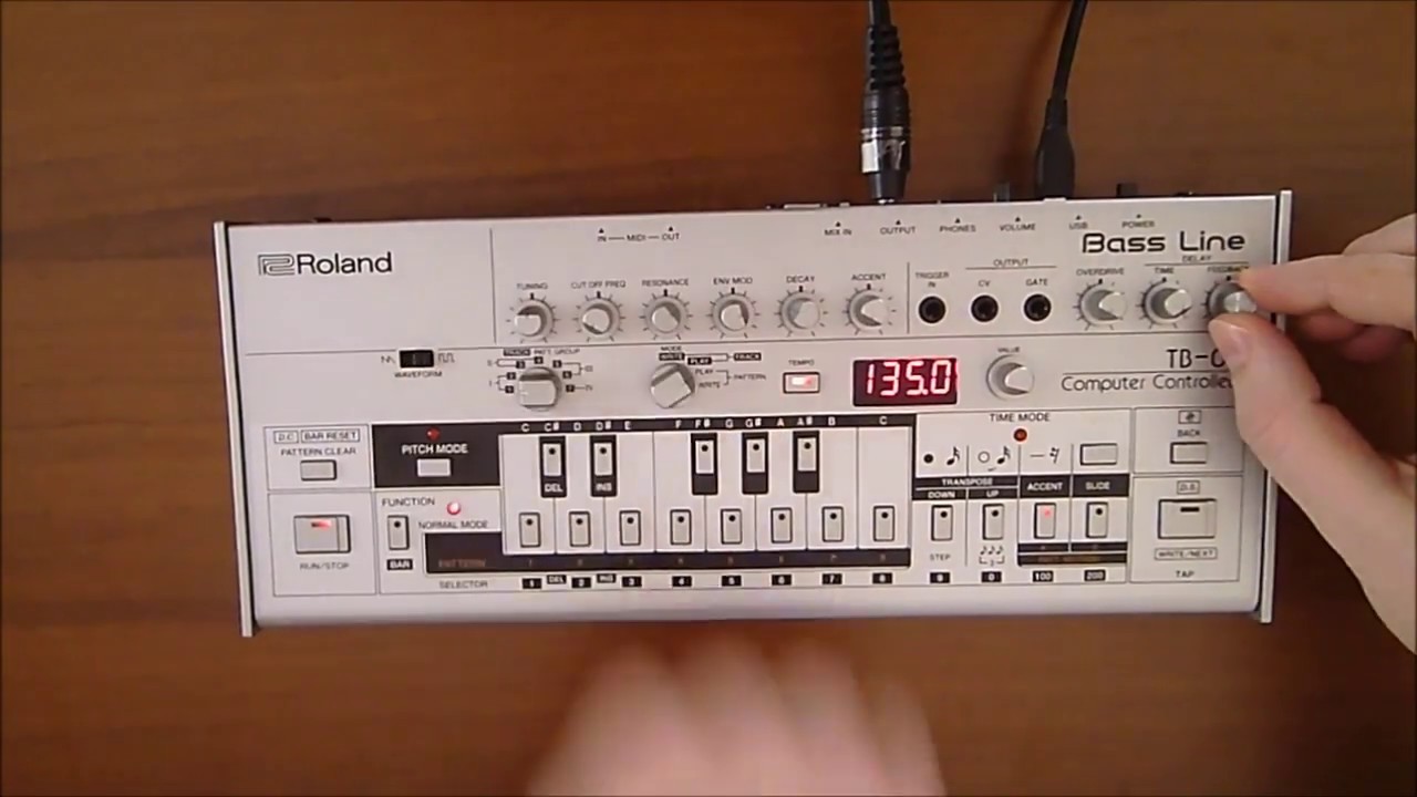 Roland TB-03 sound test (playing one of my old bass lines) - YouTube