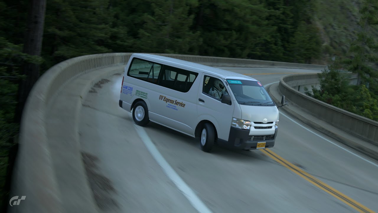 GT7 Toyota HIACE UV Express - YouTube