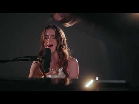 Abi Carter - 2009 barbie dreamhouse (stripped acoustic) (Official Live Performance Video)