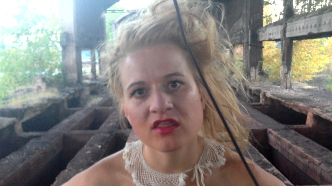 Debbi Love - Rose Garden (album version) - YouTube