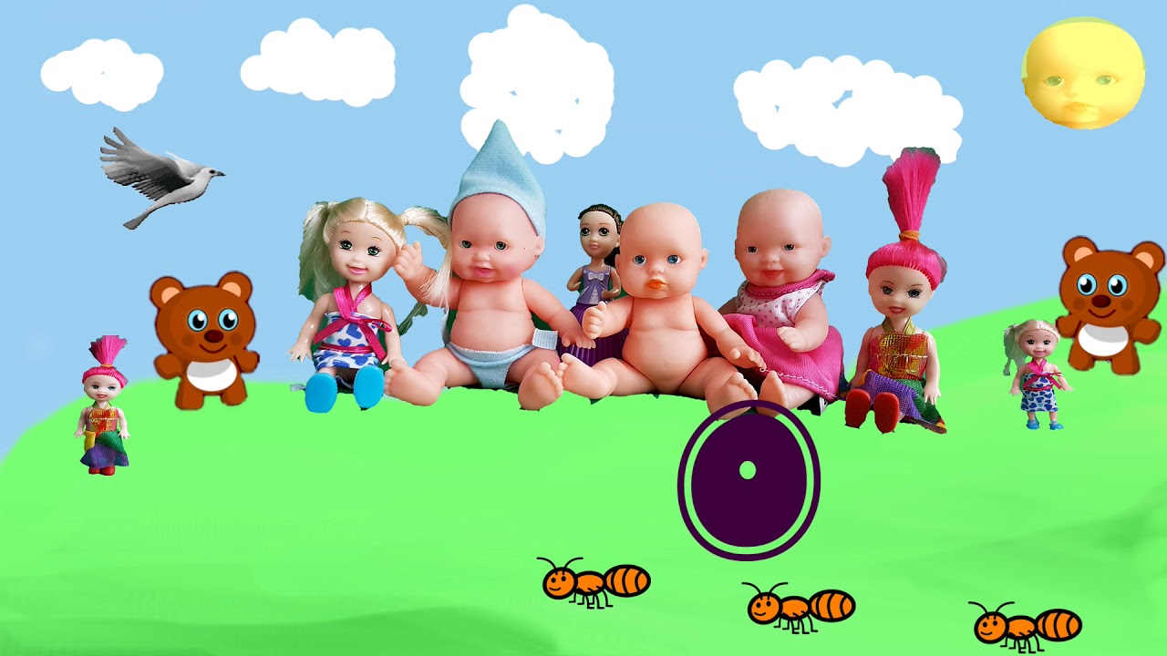KIDS PLAYING AND LEARNING THE ALPHABET - YouTube
