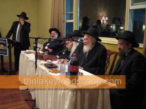 Torah Vodaath Reception Rabbi Belsky Answering Yichud Question - YouTube