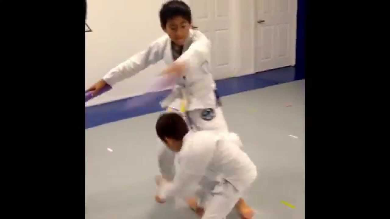 Awesome Double Leg Takedown! - YouTube