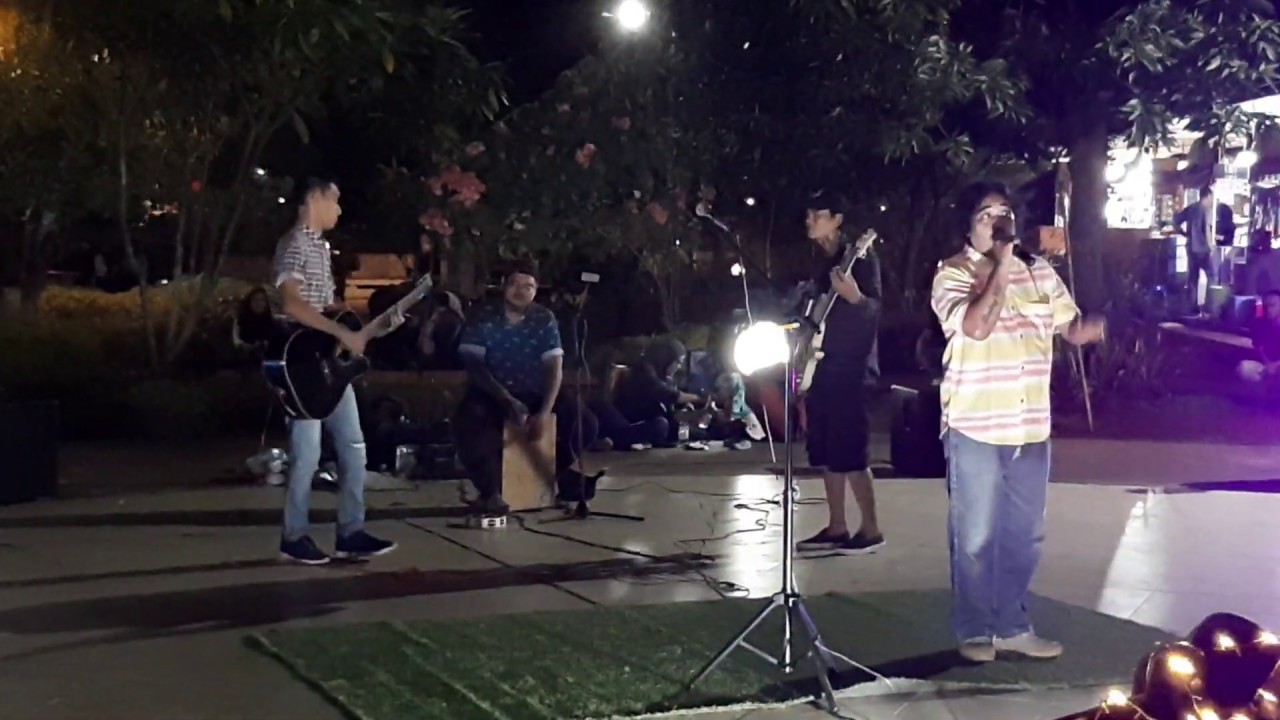 VOC band - CABE-CABEAN (LIVE @TAMAN GAJAH) - YouTube