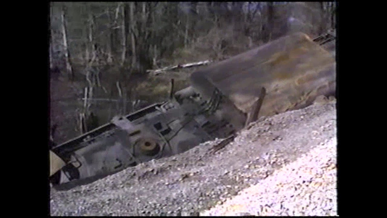 KCS Train Wreck La, Lettsworth 1990 01 05 RLF - YouTube