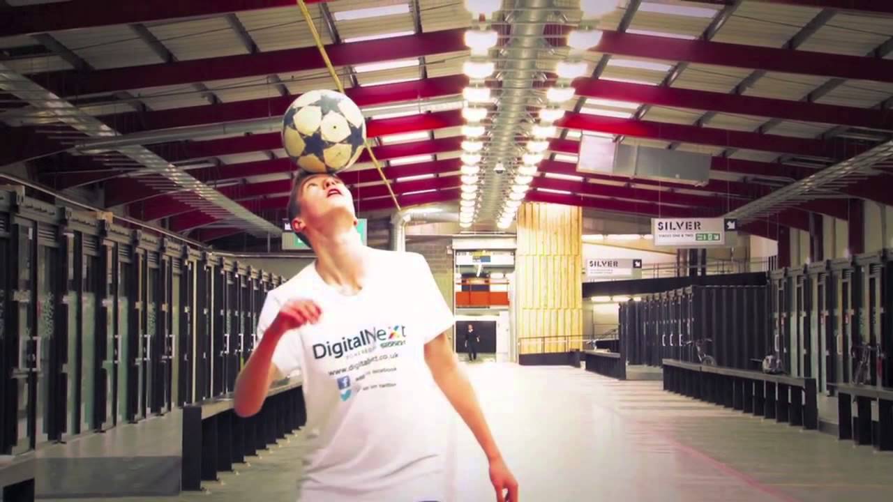 Unbelievable Tekkers?! | Footballskills98 & Digital Next - YouTube
