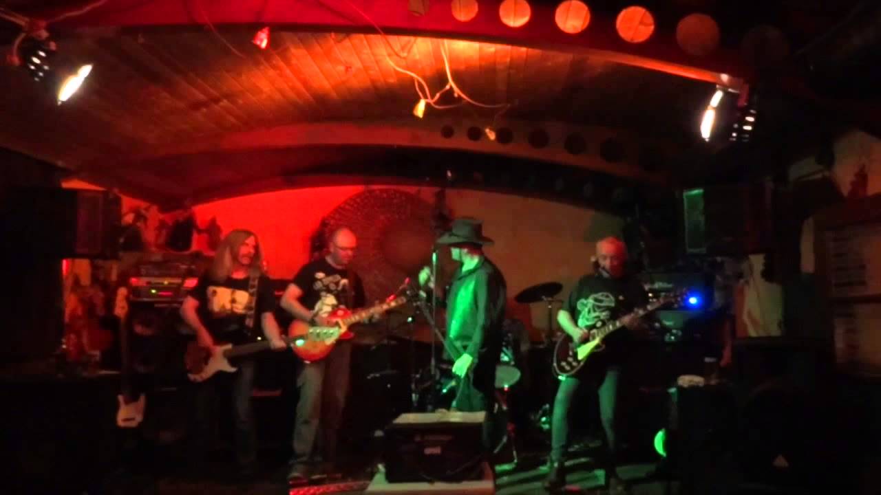 Raw Deal Rockcoverband - Live at Heksenketel - The boys are back - YouTube