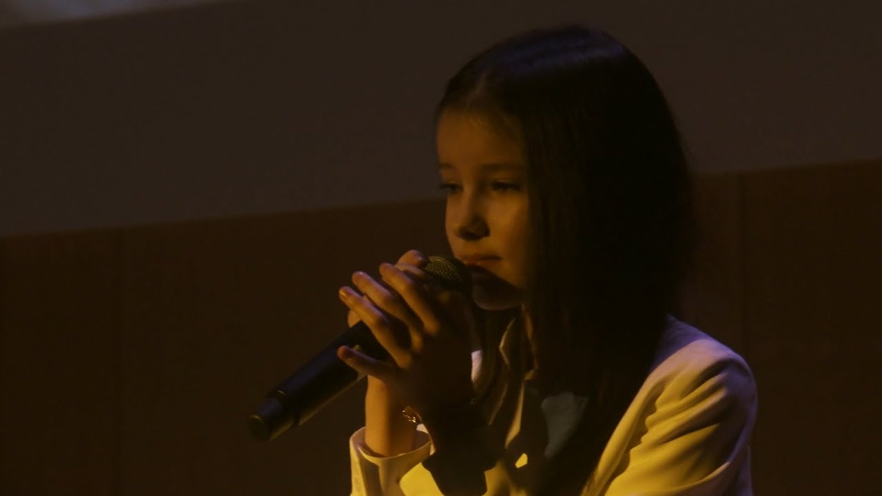 Daneliya Tuleshova - What About Us (P!NK) - LIVE performance at On Cue ...