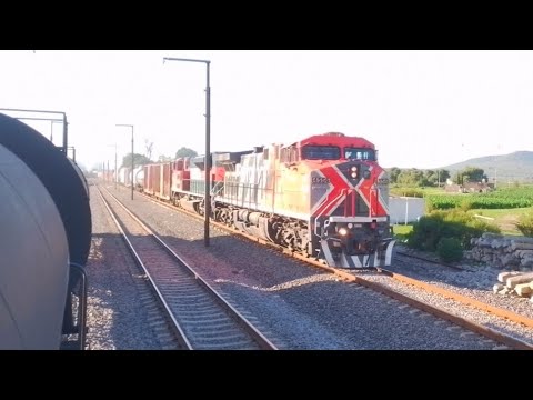 📍Tripulación Diabla cebra Fxe 4556 y Diabla 4025 a velocidad en coyotepec último tren de la ...