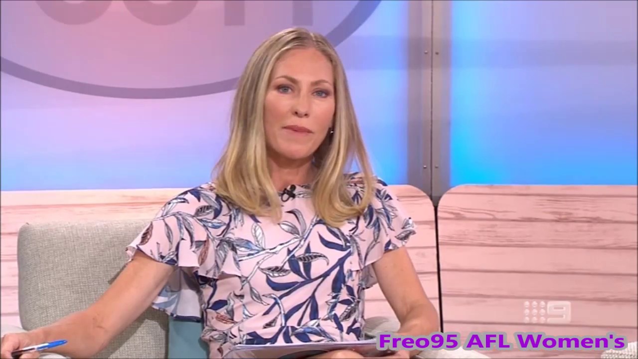 Michelle Cowan on 9's Women's Footy 5/2/17 - YouTube