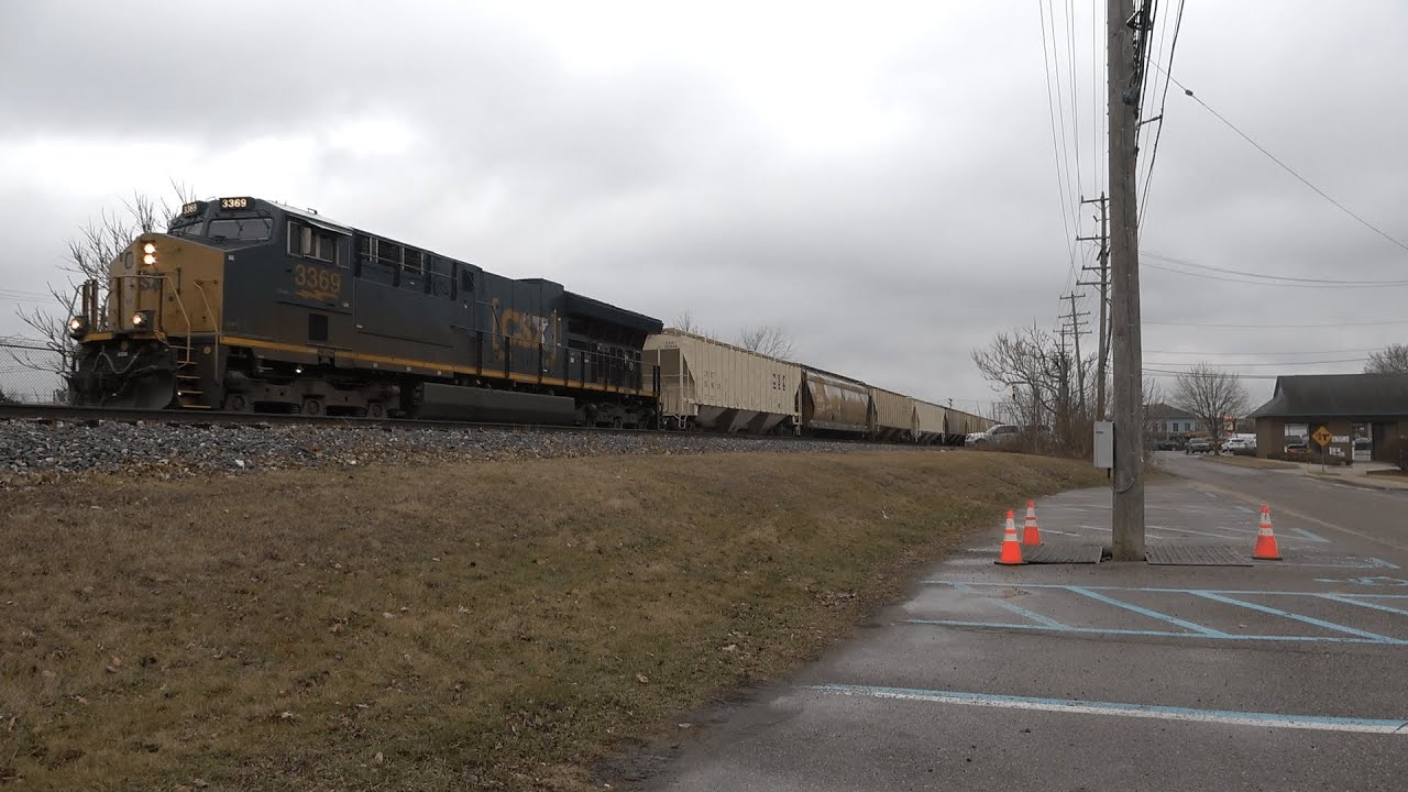 CSX Grain Train G077! CSX L310, L302 Manifest, and Power Move - YouTube