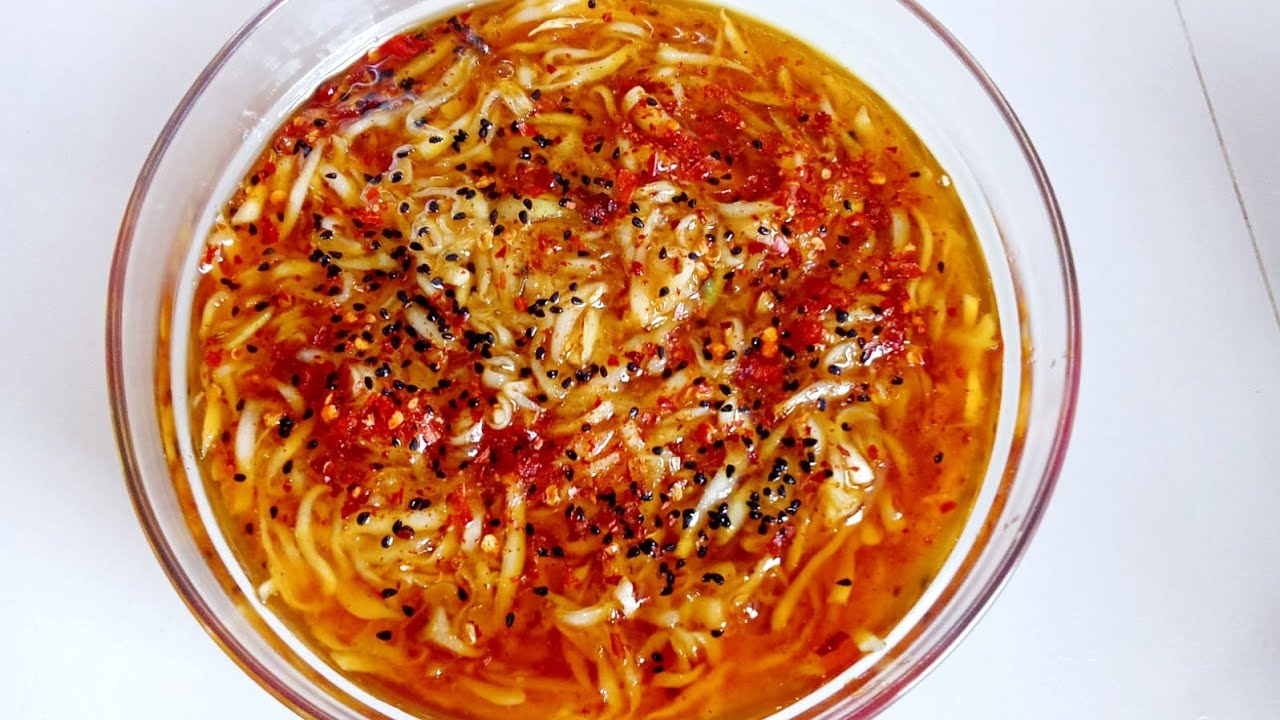 কাঁচা আমের ঝুরি আচার || আমতেল রেসিপি || Kacha Amer Jhuri Achar Recipe ...