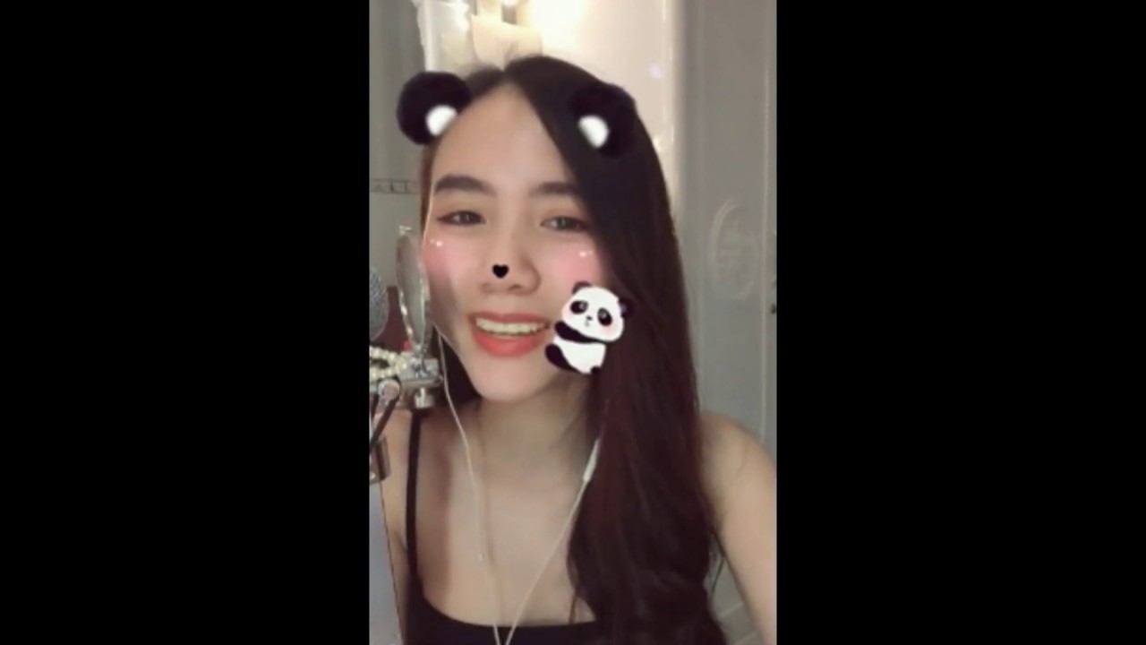 Cute Girl Singing Nice Song - YouTube