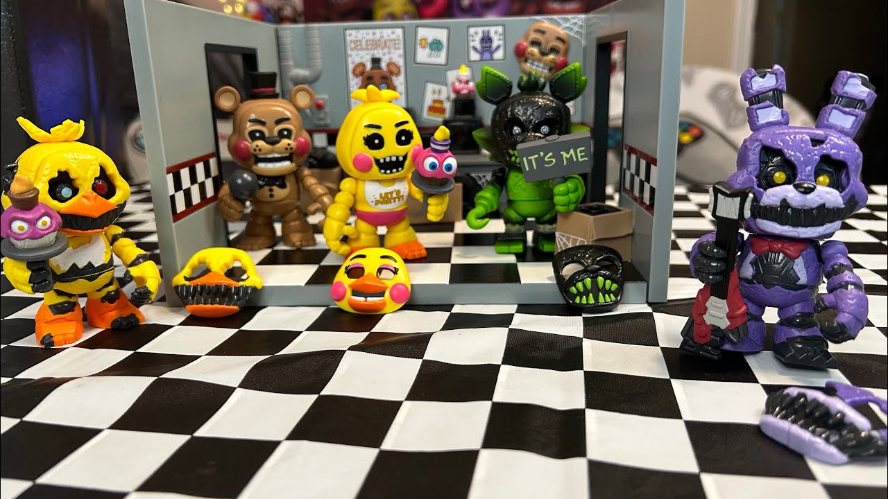 FNAF SNAPS Series 2 Review - YouTube