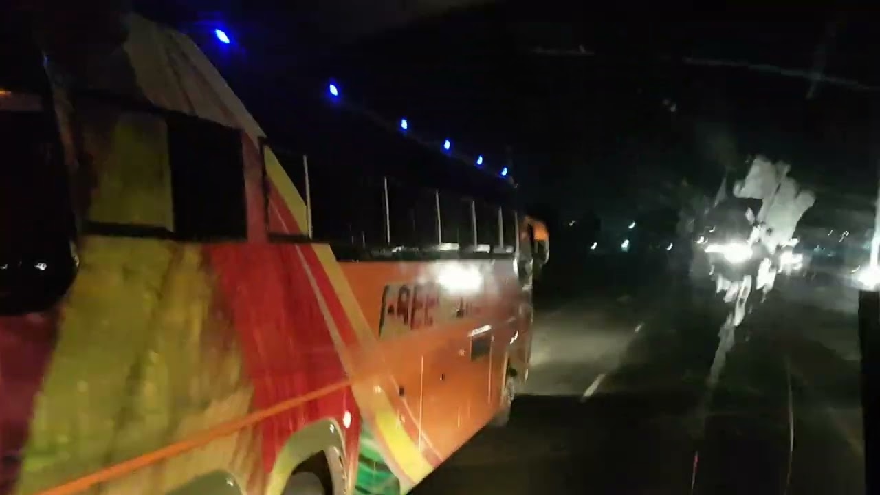 SCANIA F360 up against #ISUZU Mv123_LWB Turbo Intercooler - YouTube
