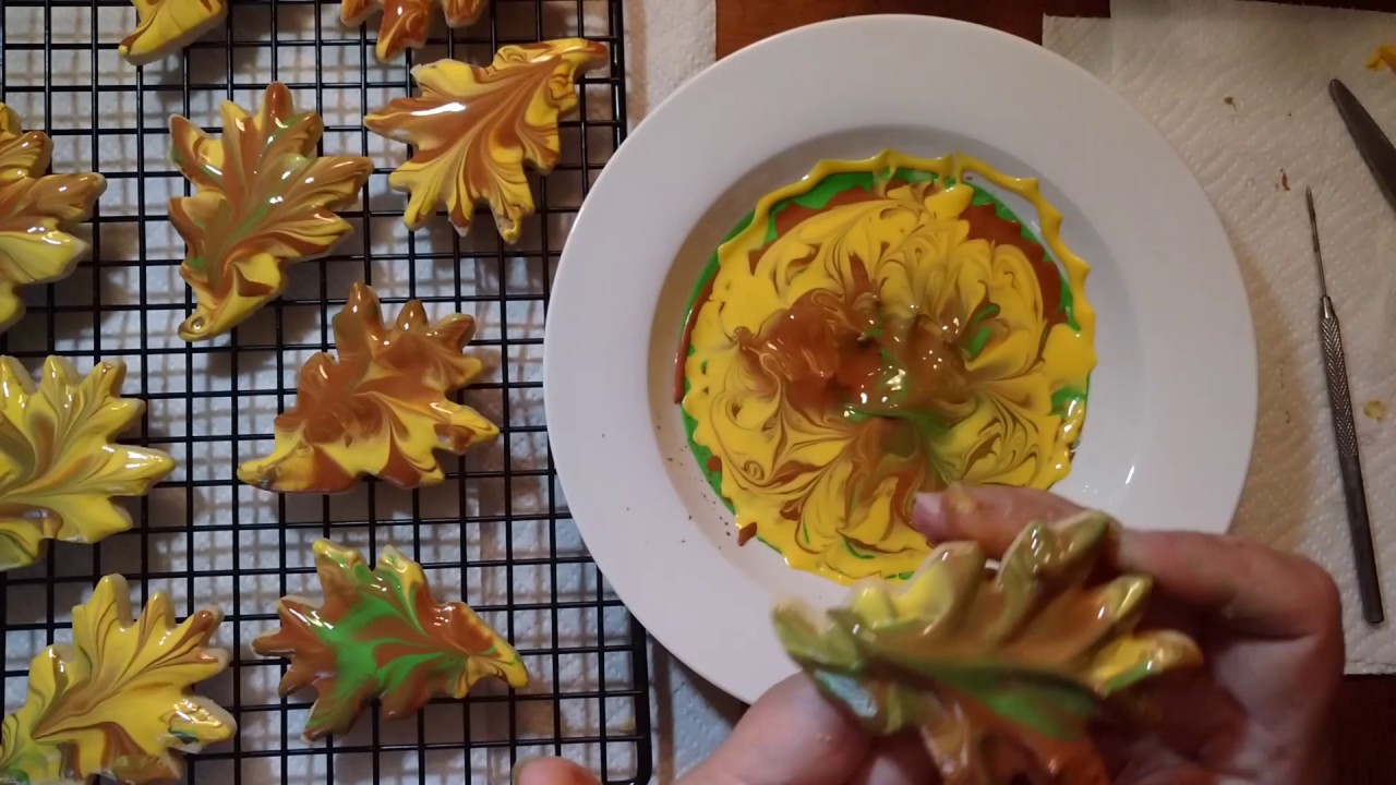 Marbled Fall Leaf Royal Icing Cookies - YouTube