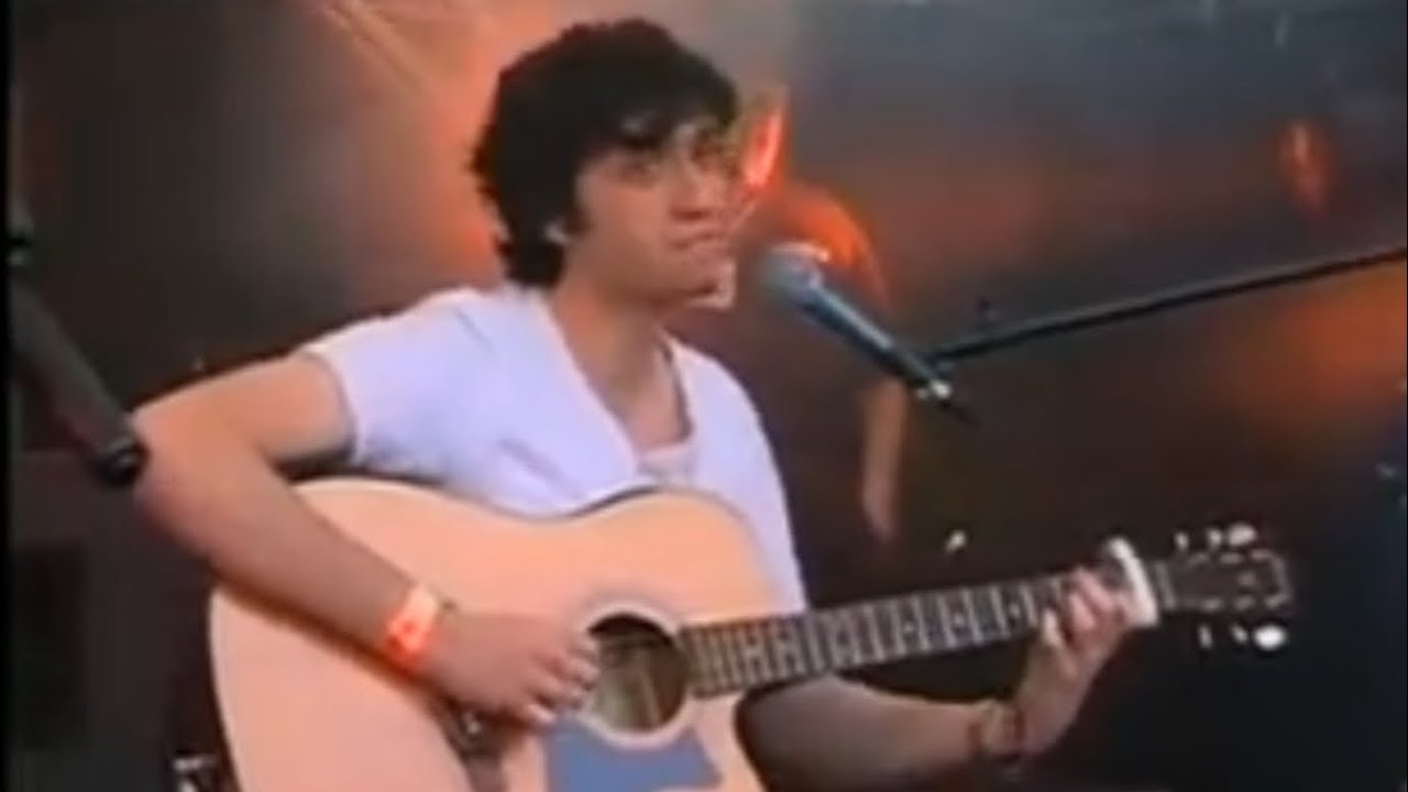 Jay Foreman - Pretend you're happy (Live 2006 first time performed ...