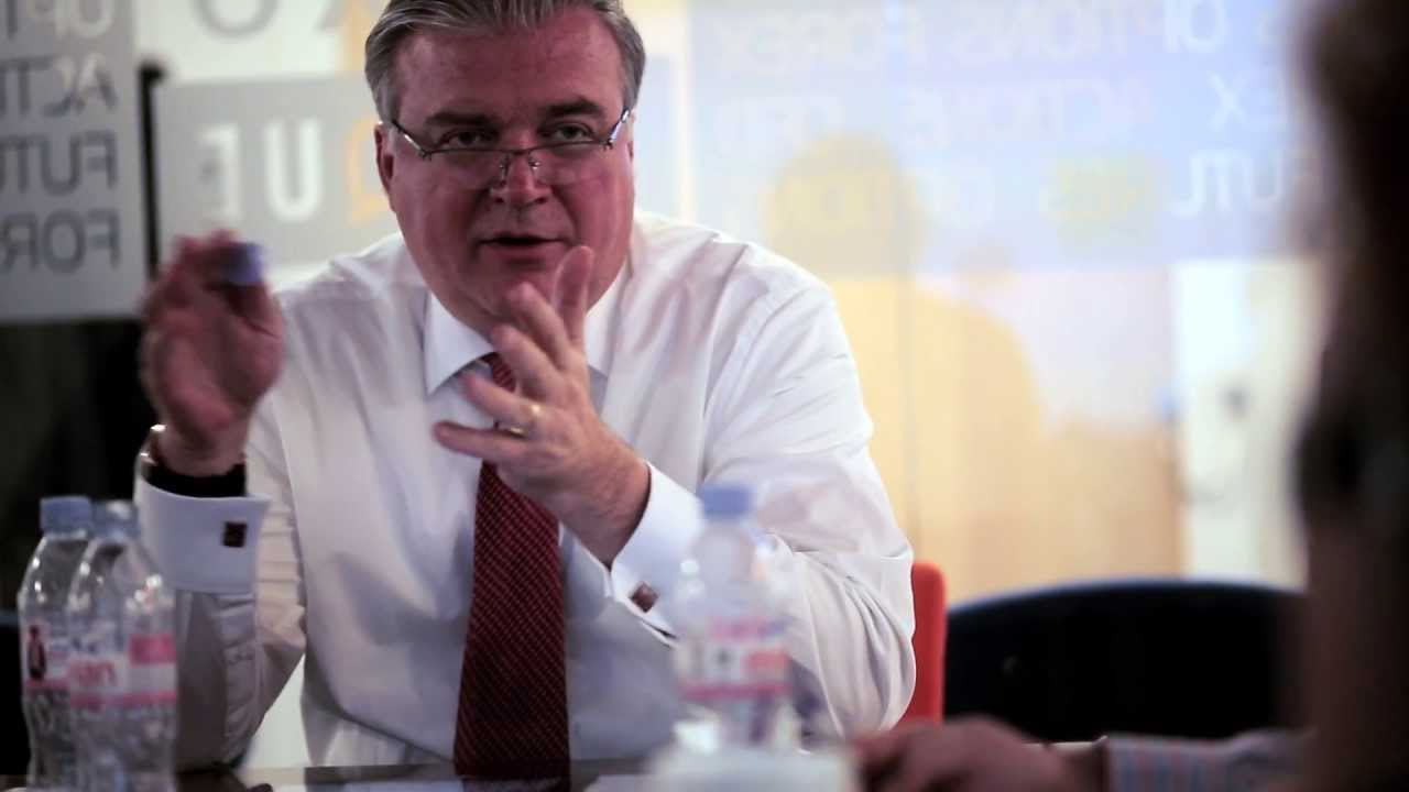 Lars Seier Christensen - Dedication and Teamwork - YouTube