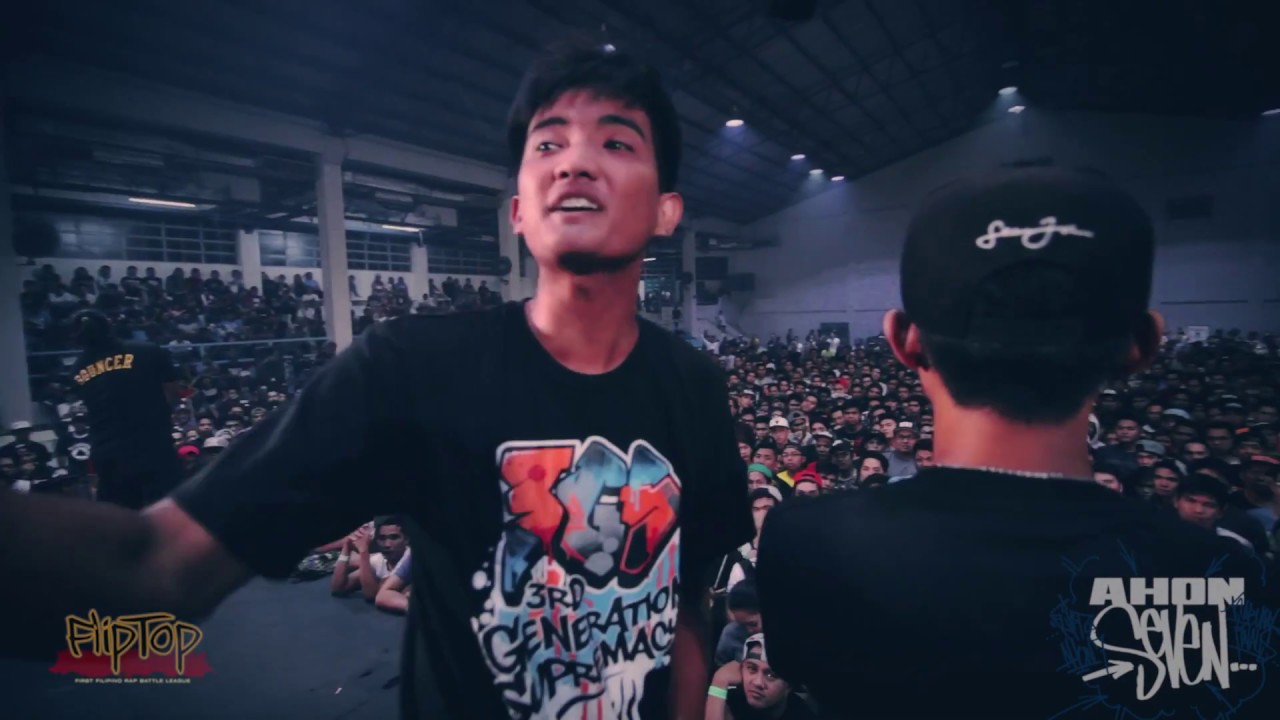 FlipTop - Melchrist vs Romano - YouTube