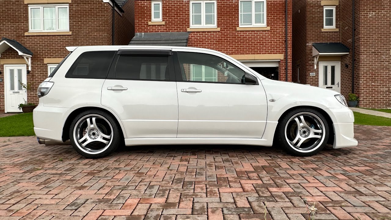 Mitsubishi airtrek turbo R 4G63T TD05 evo spec JDM wagon walk around ...