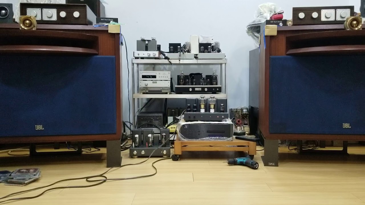 JBL 18 inch - YouTube