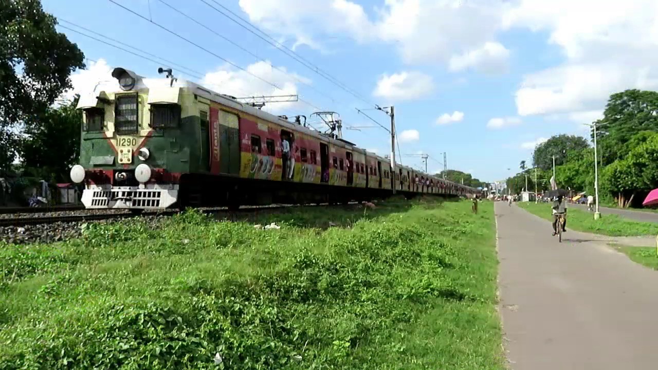 Lalgola passenger Vs Sealdah Local - Indian NE Railway | Train Only ...