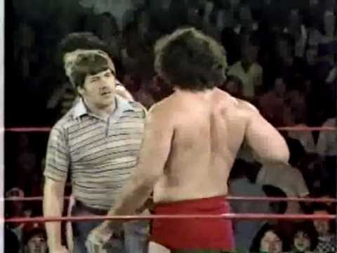 Portland Wrestling 1/2 Al Madril vs Jules Strongbow 80s PNW - YouTube
