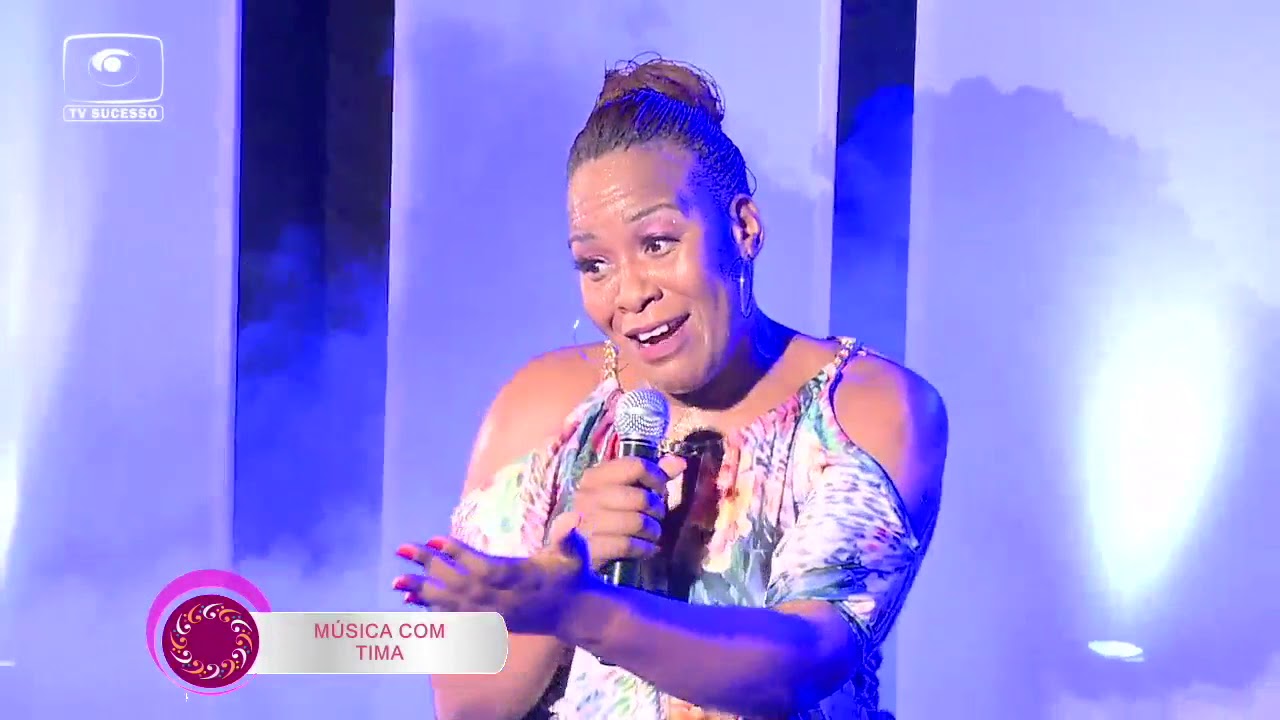 TIMA CANTA "RIVALELA" NO PALCO DA FAMÍLIAS MOÇAMBICANAS - YouTube